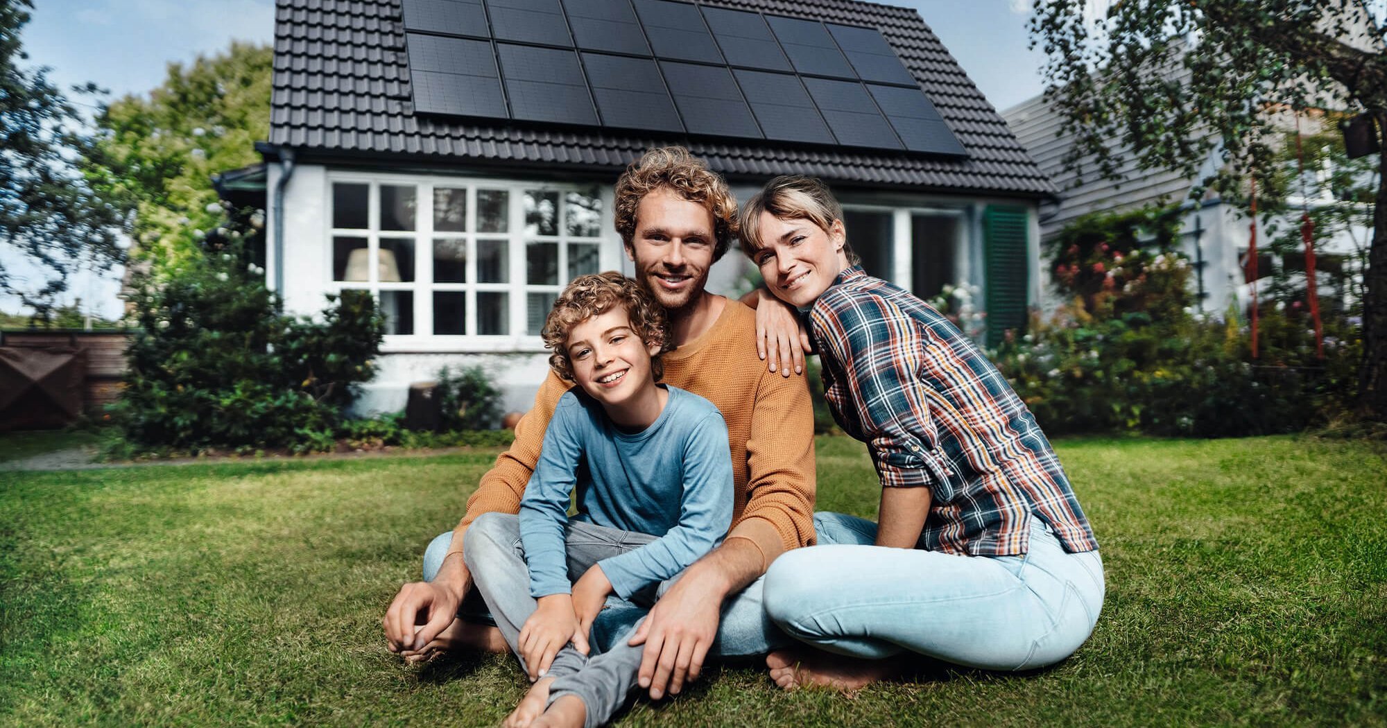 Solaranlage fürs Eigenheim sorgenfrei planen | IBC SOLAR